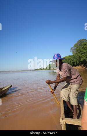 Pirogue, dugout, canoe on Manambolo river, Madagascar Stock Photo - Alamy
