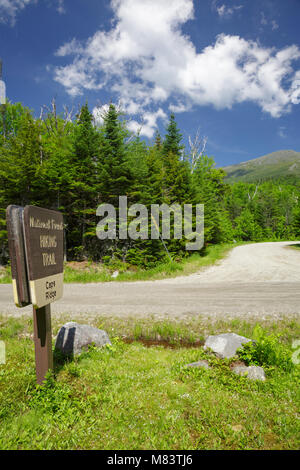 Caps Ridge Trailhead along Jefferson Notch Road in Thompson and ...