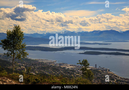 View of 'Molde panorama' taken from Varden viewpoint - showing the ...