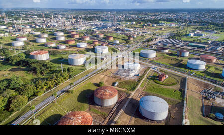 Petrotrin Oil Refinery Trinidad & Tobago Stock Photo - Alamy