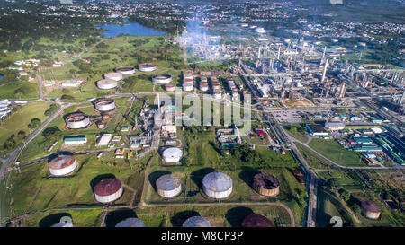 Petrotrin Oil Refinery Trinidad & Tobago Stock Photo - Alamy