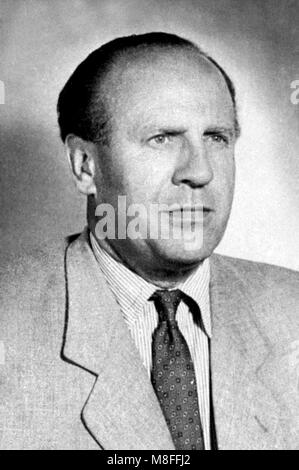 WW2 - German historical photo: portrait of air force (Luftwaffe ...