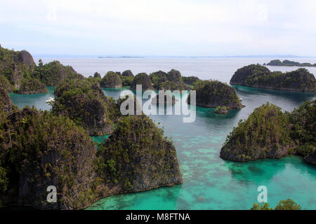 Waisai, Indonesia. 30th Dec, 2017. Raja Ampat Islands is a series of ...