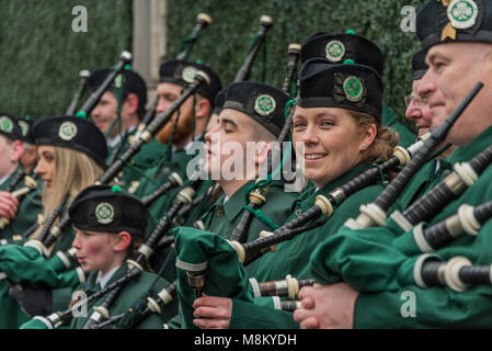 The St Coleman's Pipe Band from Ballindaggin - the London St Patrick's ...