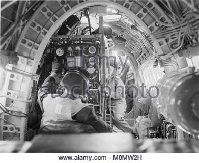 WW2 - RAF wireless operator on board a Vickers Wellesley bomber Stock ...