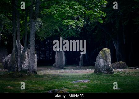 Standing stones at Balnuaran of Clava (Bronze Age necropolis). East of ...