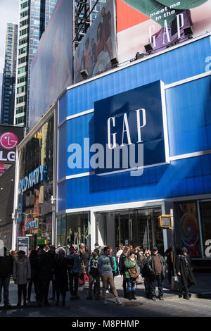 Gap clothing store in Times Square in New York City Stock Photo - Alamy