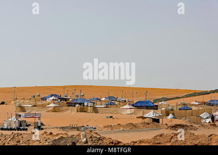 Camps with quad bike rentals on the dunes of Thumamah National Park ...