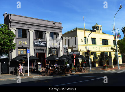 The Patriot pub & restaurant in Devonport, Auckland, New Zealand Stock ...