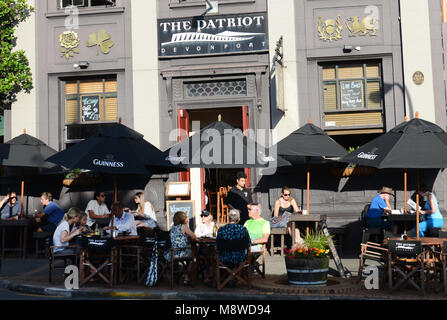 The Patriot pub & restaurant in Devonport, Auckland, New Zealand Stock ...