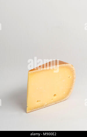 aged gouda Stock Photo - Alamy