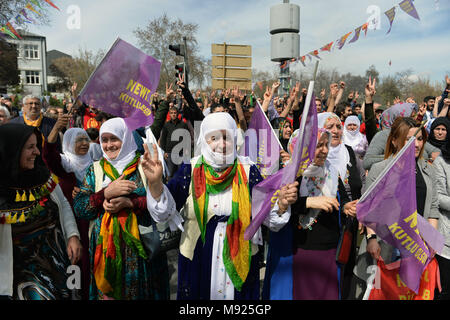 Ankara, Turkey. 21st Mar, 2018. People celebrate Nowruz in Ankara ...
