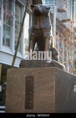 Hachiko monument, view of bronze statue of Hachiko at Shibuya Station ...