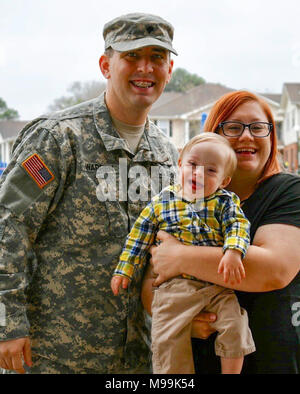Georgia Guardsman Spc. Jason Warren smiles for a Stock Photo - Alamy