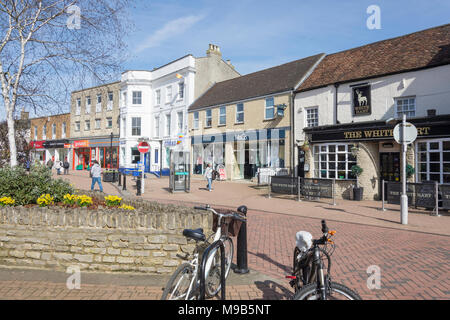 Bicester town center. Oxfordshire, England Stock Photo - Alamy