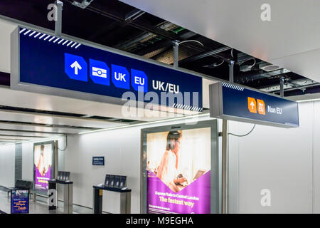 Security notice sign at Heathrow airport Terminal 5, London, UK Stock ...