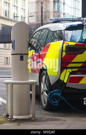London Fire Brigade (LFB) BMW Mini Incident Response Vehicle: YD12ZSR ...