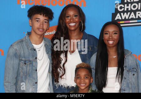INGLEWOOD, CA - MARCH 24: Trey Peele-Nygard, DJ Peele, Beverly Peele ...