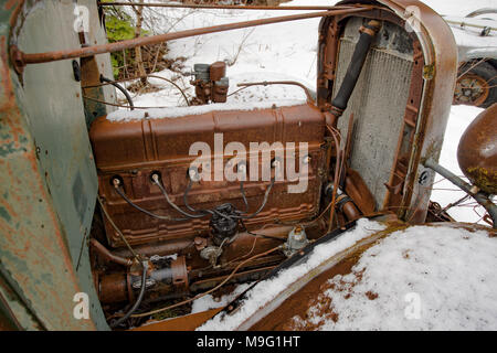 The Chevrolet inline six cylinder engine commonly called the stovebolt ...