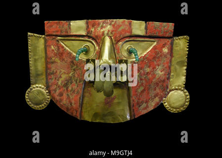 Golden Mask of the Peruvian Lords. Lambayeque - Chimu Jewellery Stock ...