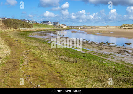 UK, Anglesey, Aberffraw. 25th March 2018. A view of Aberffraw bay and ...