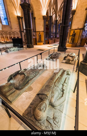 England, London, The Strand, The Temple Church Stock Photo - Alamy
