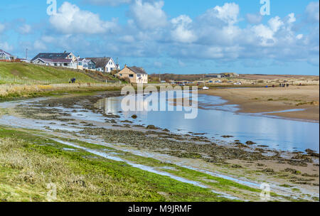 UK, Anglesey, Aberffraw. 25th March 2018. A view of Aberffraw bay and ...