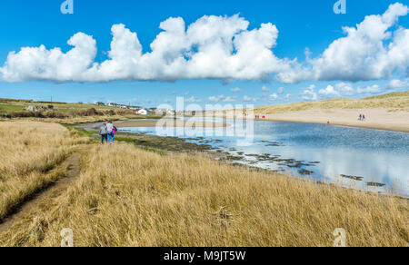 UK, Anglesey, Aberffraw. 25th March 2018. A view of Aberffraw bay and ...
