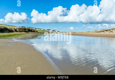 UK, Anglesey, Aberffraw. 25th March 2018. A view of Aberffraw bay and ...