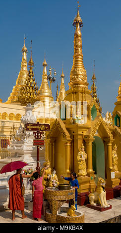 Yangon Myanmar March 25, 2018 Shwedagon Pagoda Stock Photo - Alamy