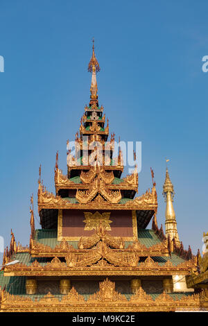 Yangon Myanmar March 25, 2018 Shwedagon Pagoda Stock Photo - Alamy