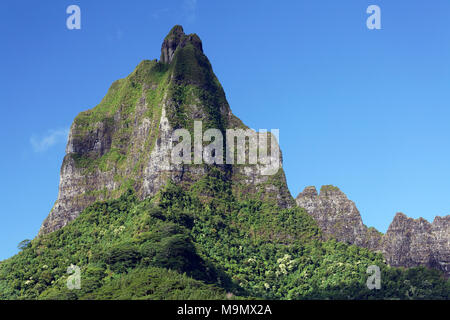 Peak, Highest peak, Mont Tohiea, 1207 m, Moorea, Society islands ...