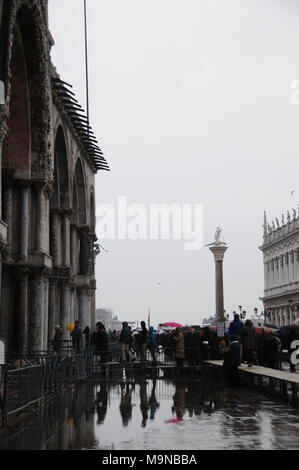 Overcrowding/overtourism, Piazza San Marco, Venice, Italy Stock Photo ...