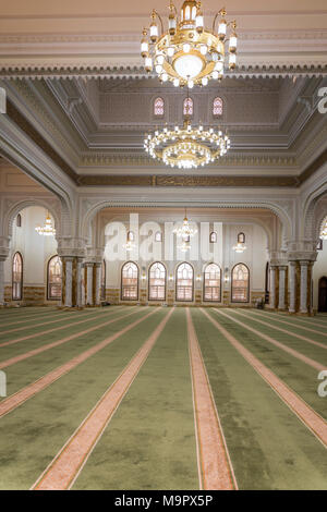 The interior of the Al Manara Mosque in Dubai, UAE, Middle East Stock ...