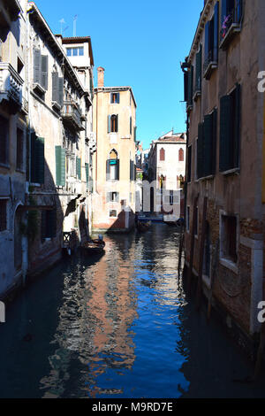 Details of Venetian architecture around a canal Stock Photo - Alamy