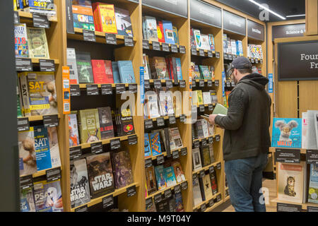 Barnes and Noble, Georgetown, Washington DC, USA Stock Photo - Alamy