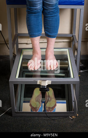 Step Digital Foot Scan, Orthotics Foot Scan for Custom Made Shoe ...
