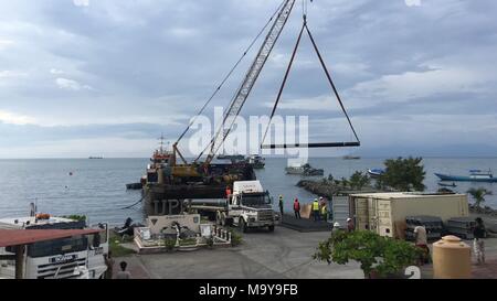U.S. Navy Seabees with Underwater Construction Team Stock Photo - Alamy