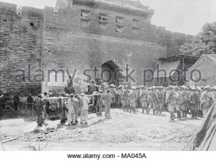 BOXER REBELLION 1899-1901 Soldiers from the eight nation alliance Stock ...