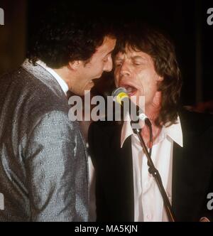 1984 Bruce Springsteen Mick Jagger John Barrett/PHOTOlink.net Stock Photo - Alamy