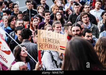 BRUSSELS, BELGIUM, 3 June 2014: Spanish community in Belgium protesting ...