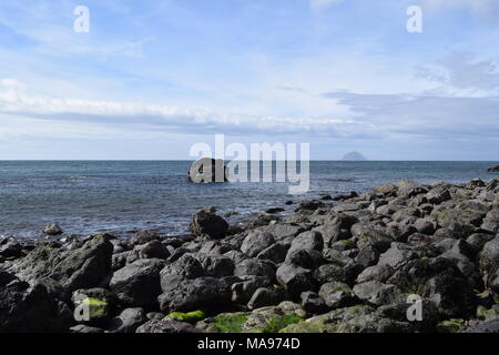"bennane cave" "sawney beans cave,notorious Scottish cannibal ...