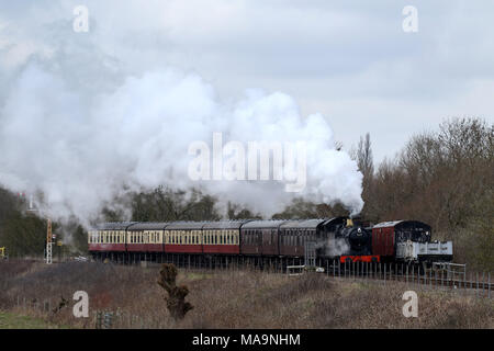 Steam locomotive train 5619 gets up a full head of steam on the Nene ...