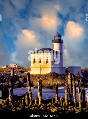 Coquille River Lighthouse at Bandon Oregon Stock Photo - Alamy