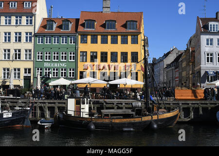 Copenhagen, Denmark. 02 April 2018. Tourists enjoy Spring sunshine on ...