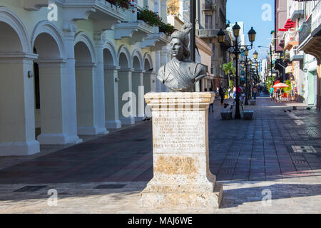 Sculpture of Don Bartolome Colon or Bartholomew Columbus, Santo Domingo ...