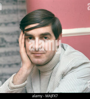 Derek Nimmo actor 1930 - 1999 pictured in 1973 Stock Photo - Alamy
