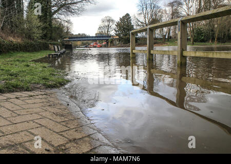 Doncaster, UK. 03rd Apr, 2018. UK Weather: 3rd April 2018, Sprotbrough ...