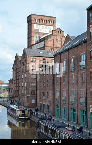 Steam Mill on the Shropshire Union Canal in the centre of Chester ...