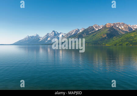 sunrise in Yellowstone lake in Yellowstone National Park in Wyoming ...